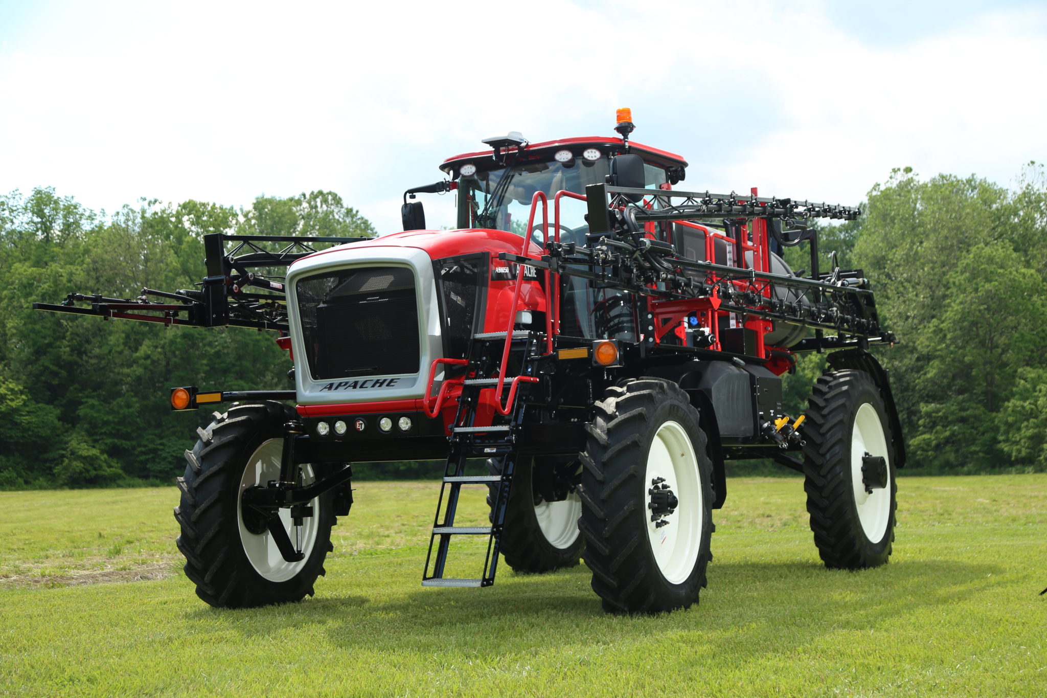 AS1050 Apache Sprayer | Apache Sprayers by Ohio Valley Ag | Precision ...